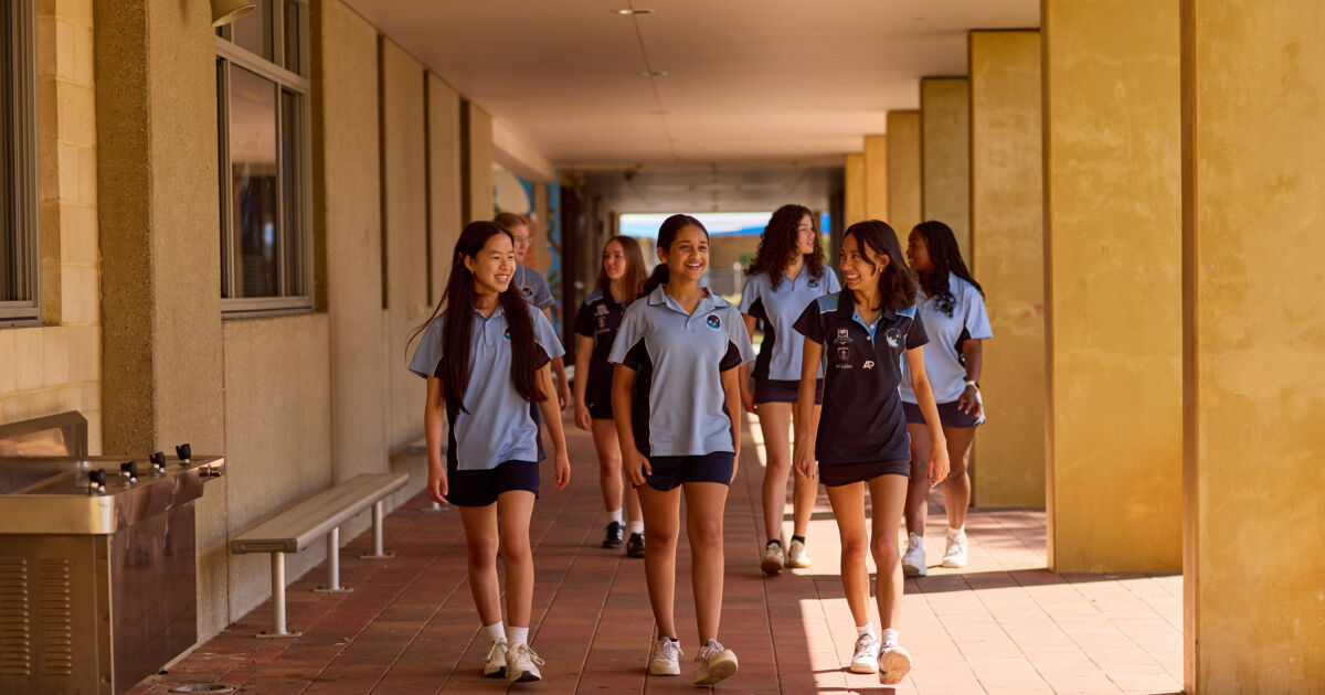 Checking In and Checking Out | Comet Bay College